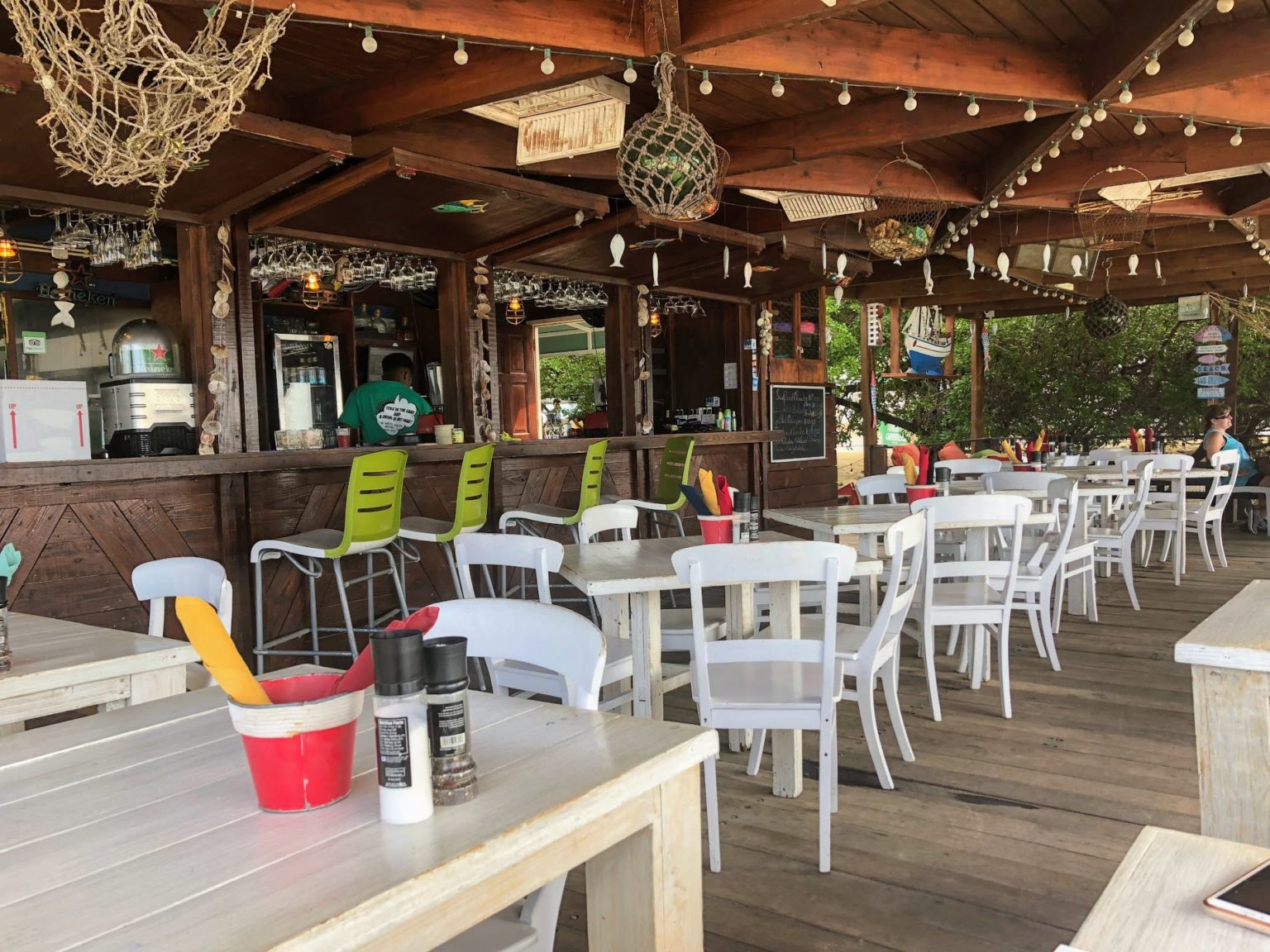 The 10 Best Restaurants in Aruba for Casual Dining - Little Blue Backpack